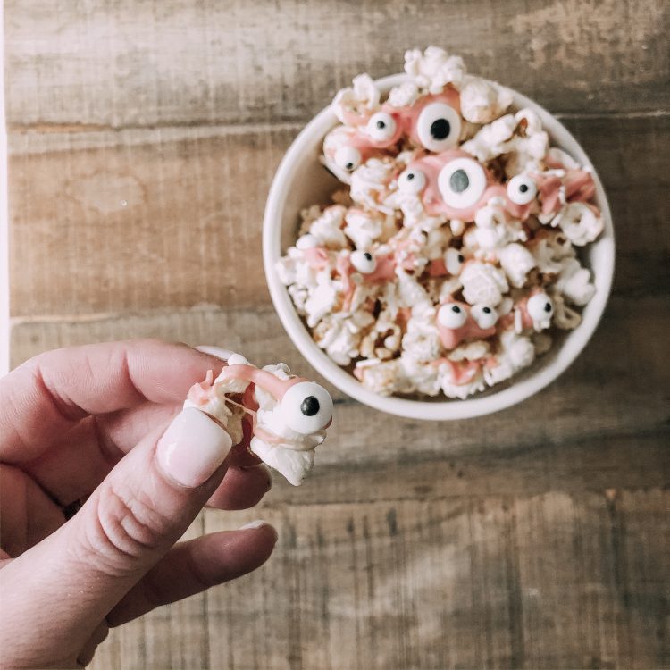 Spooky Popcorn Recipe • hey, it's jenna